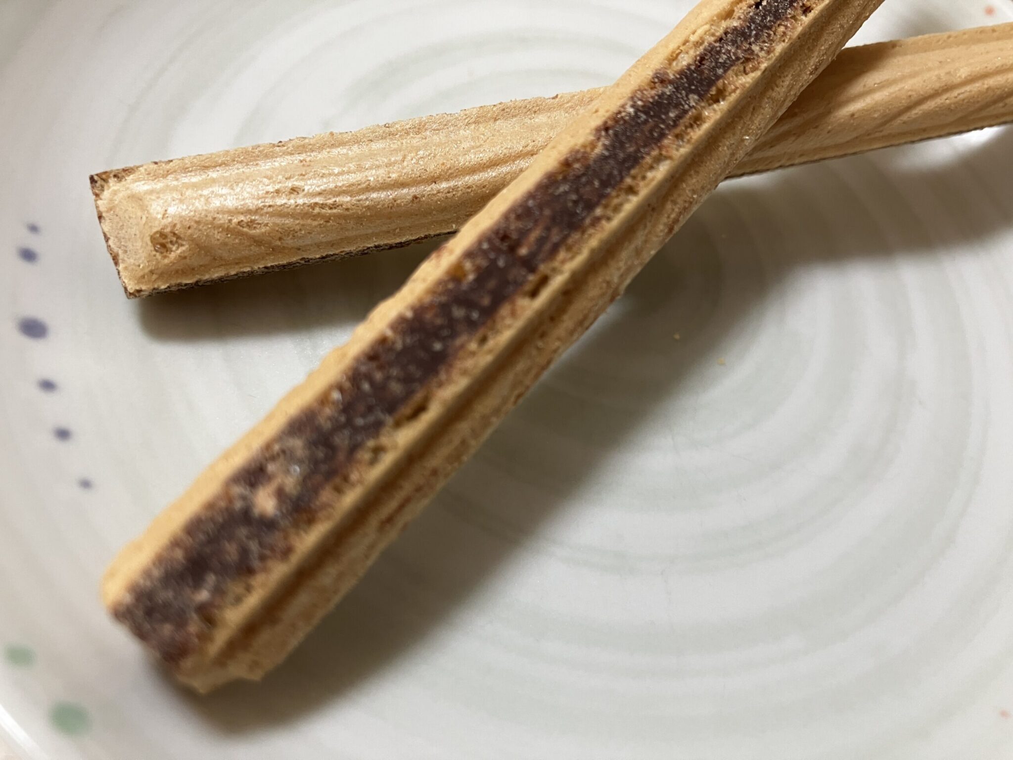 【レビュー】ブルボンのチョコスナック「PAKIRA（パキラ）」を徹底解剖！エリーゼとの違いや妊娠中の注意点も | Choco & Care